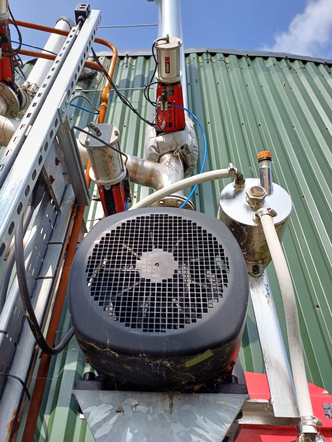 Overhaul of digester mixing system delivers better biogas yields ...